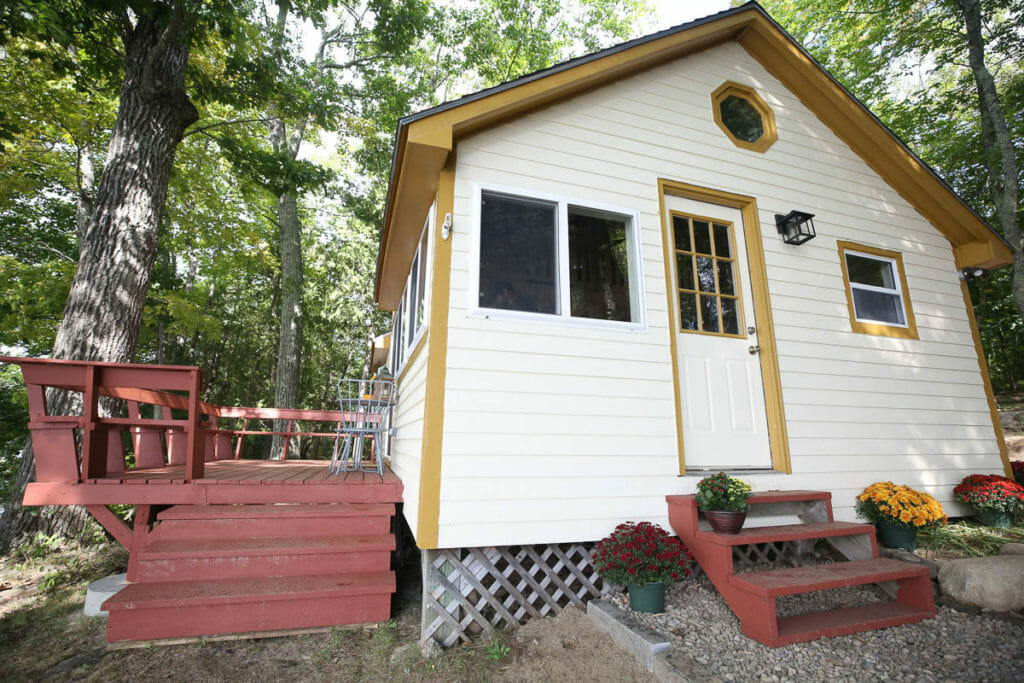 709 – The Foster’s Re-renovation – Maine Cabin Masters