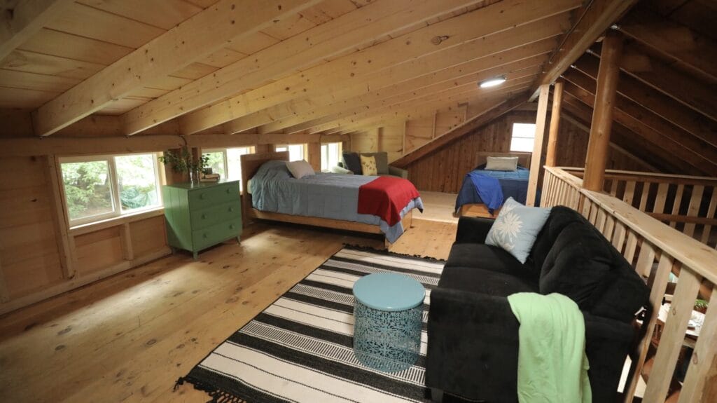 902-The Red Camp in Belgrade – Maine Cabin Masters