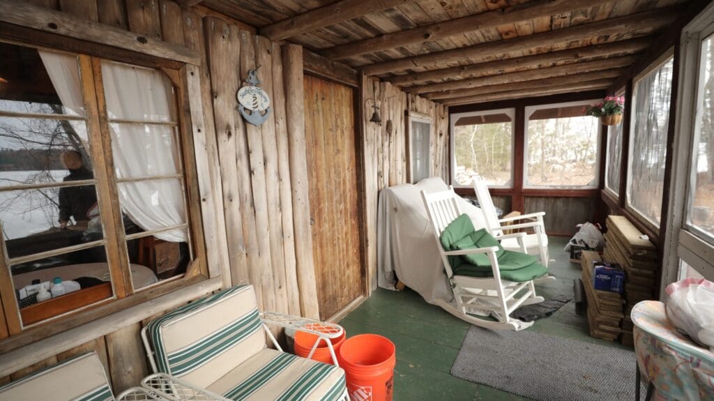 902-The Red Camp in Belgrade – Maine Cabin Masters